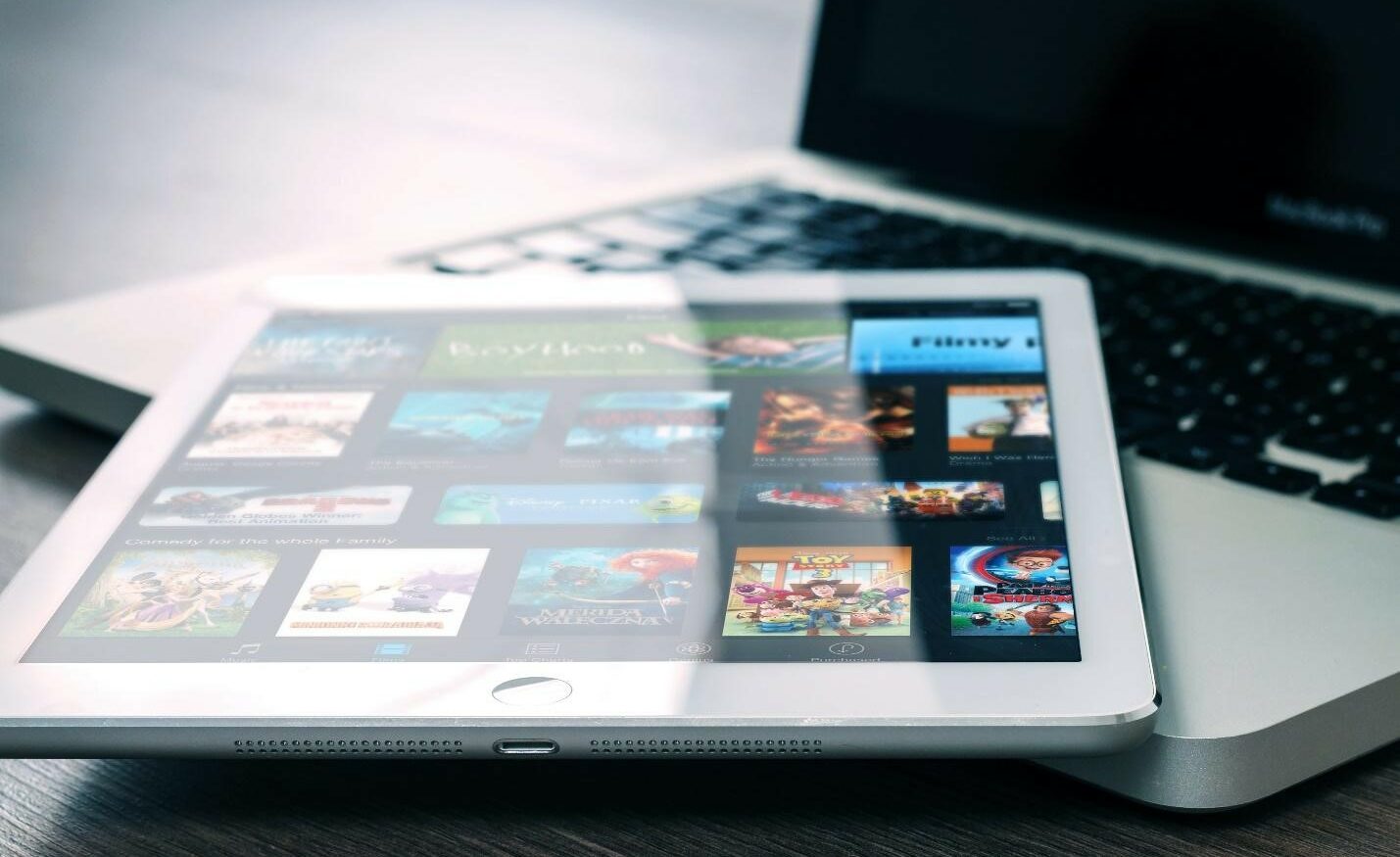 4 Best Educational Shows To Watch on Netflix – Sidomex Entertainment